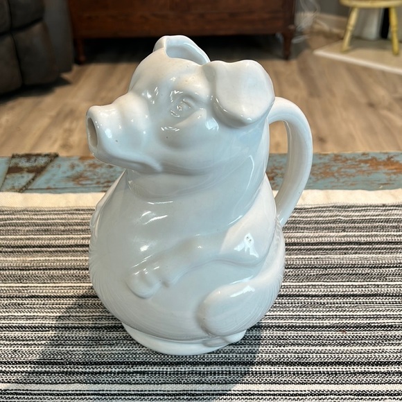 Vintage | Dining | Vintage White Pig Pitcher | Poshmark